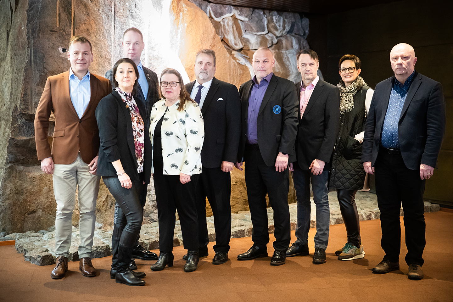 Kennelliiton vuoden 2024 hallitus järjestäytyi | Suomen Kennelliitto